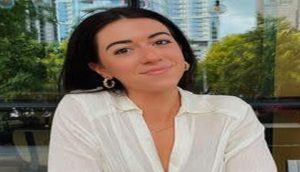 Who is Ali Marks? Biography, Wiki, Age, Net Worth, Education, Family ...